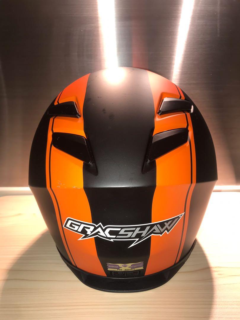 GRACSHAW Helmet full face, Motorbikes on Carousell