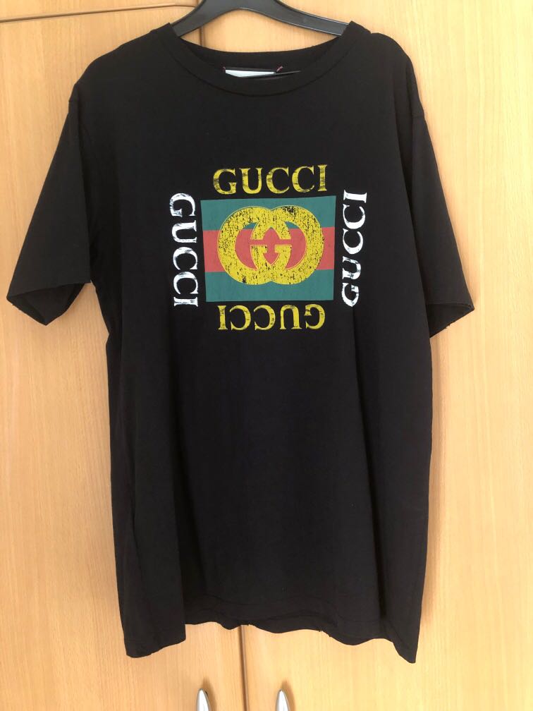 Gucci logo tee, Men's Fashion, Tops & Sets, Tshirts & Polo Shirts on ...