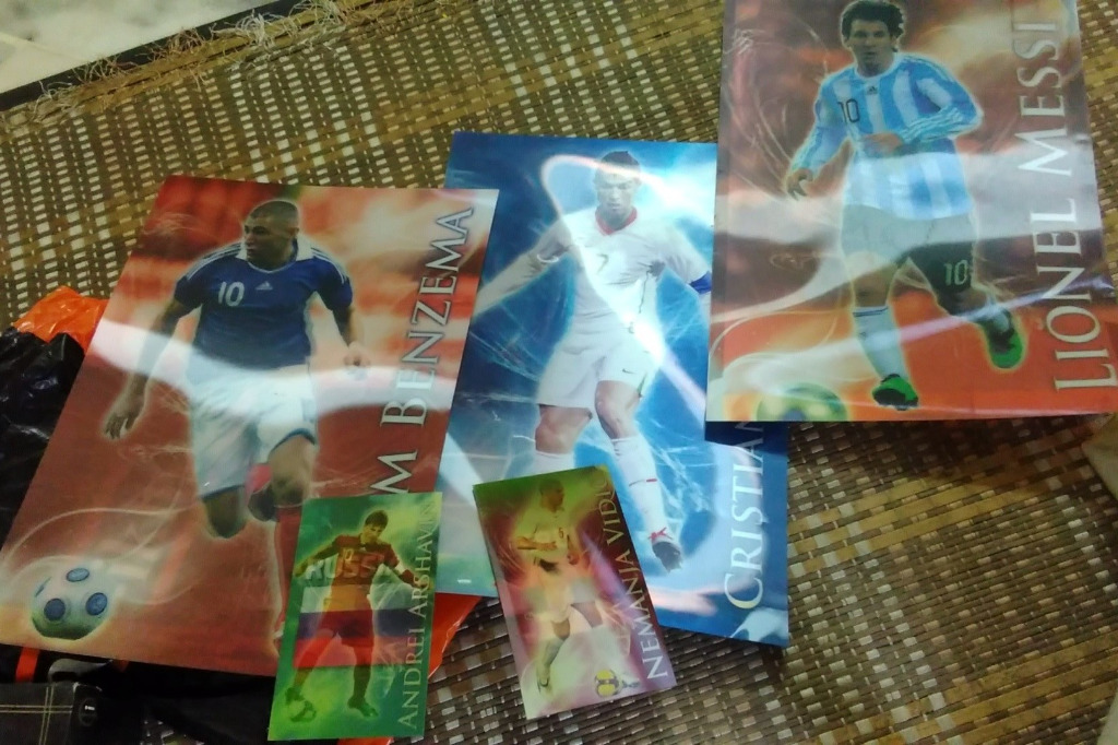 maxis poster messi ronaldo benzema ashavin vidic, Sports Equipment ...