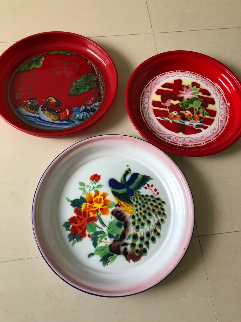 Oldies tray for collector, Furniture & Home Living, Kitchenware ...