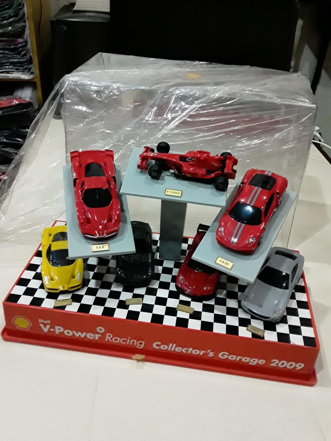 Shell Ferrari collector 2009 with garage, Hobbies & Toys, Collectibles ...