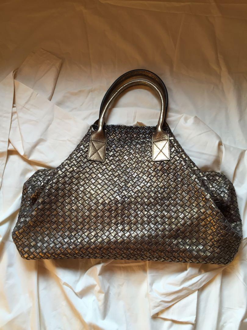 Bottega Venetta The Cabat, Luxury, Bags & Wallets on Carousell