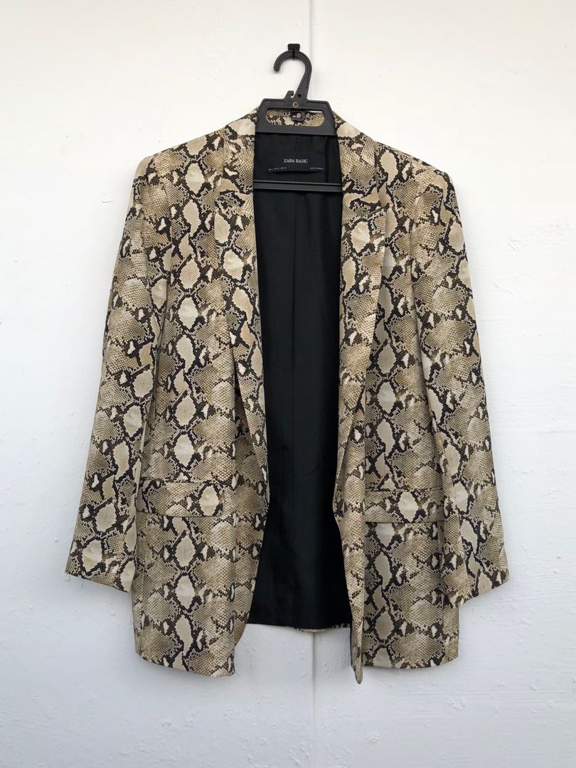 Zara Snake Skin Printed Blazer, Men's Fashion, Coats, Jackets and ...