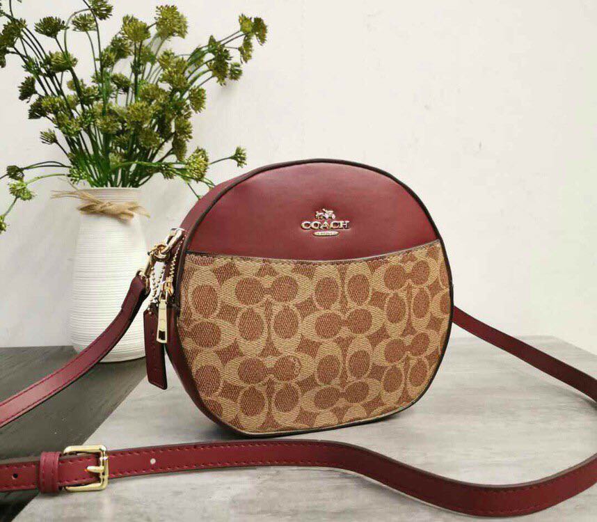 Coach Sling Round bag Gred 5A (marron), Women's Fashion, Bags & Wallets ...