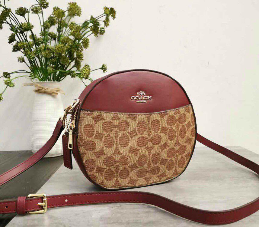 Coach Sling Round bag Gred 5A (marron), Women's Fashion, Bags & Wallets ...