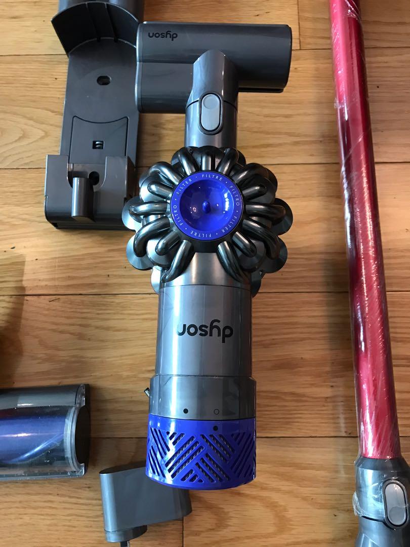 Dyson V6 Absolute ( Triple head Attachment ), Furniture & Home Living ...