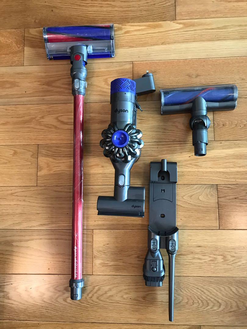Dyson V6 Absolute ( Triple head Attachment ), Furniture & Home Living ...