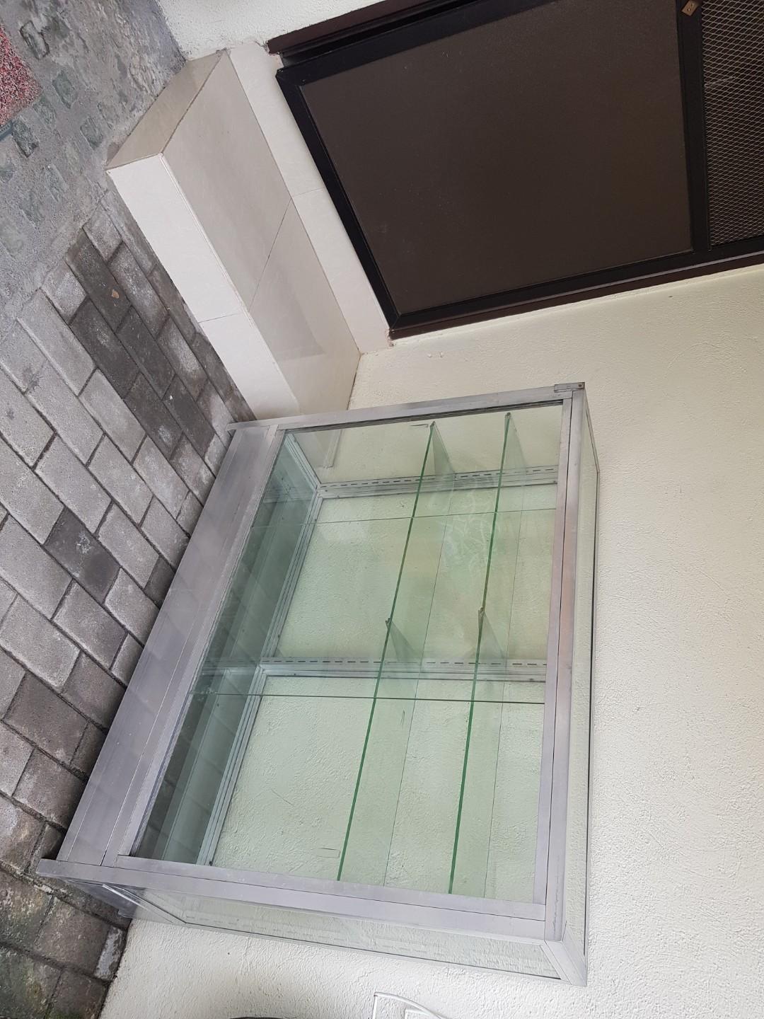 Glass estante, Furniture & Home Living, Office Furniture & Fixtures on ...