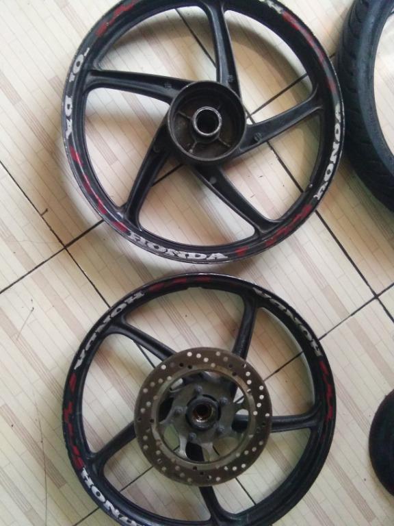 Honda Wave Gilas Mags with FREE Pirelli Tire Rear, Motorbikes ...