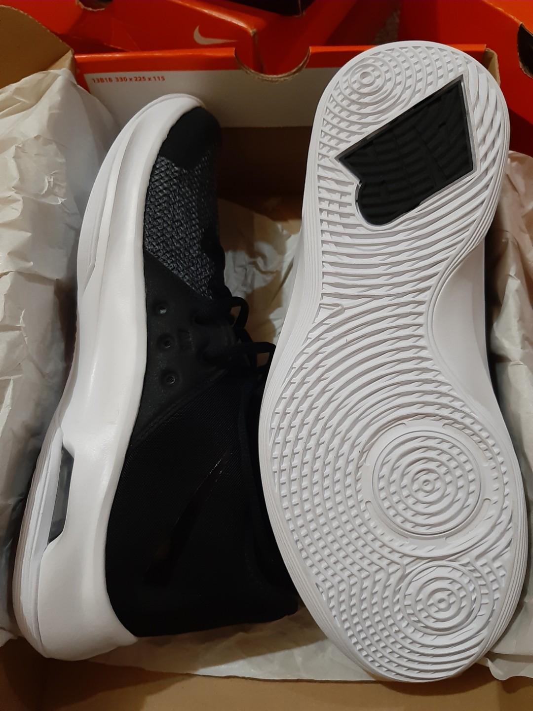 NIKE AIR VERSATILE 111, Men's Fashion, Footwear, Sneakers on Carousell