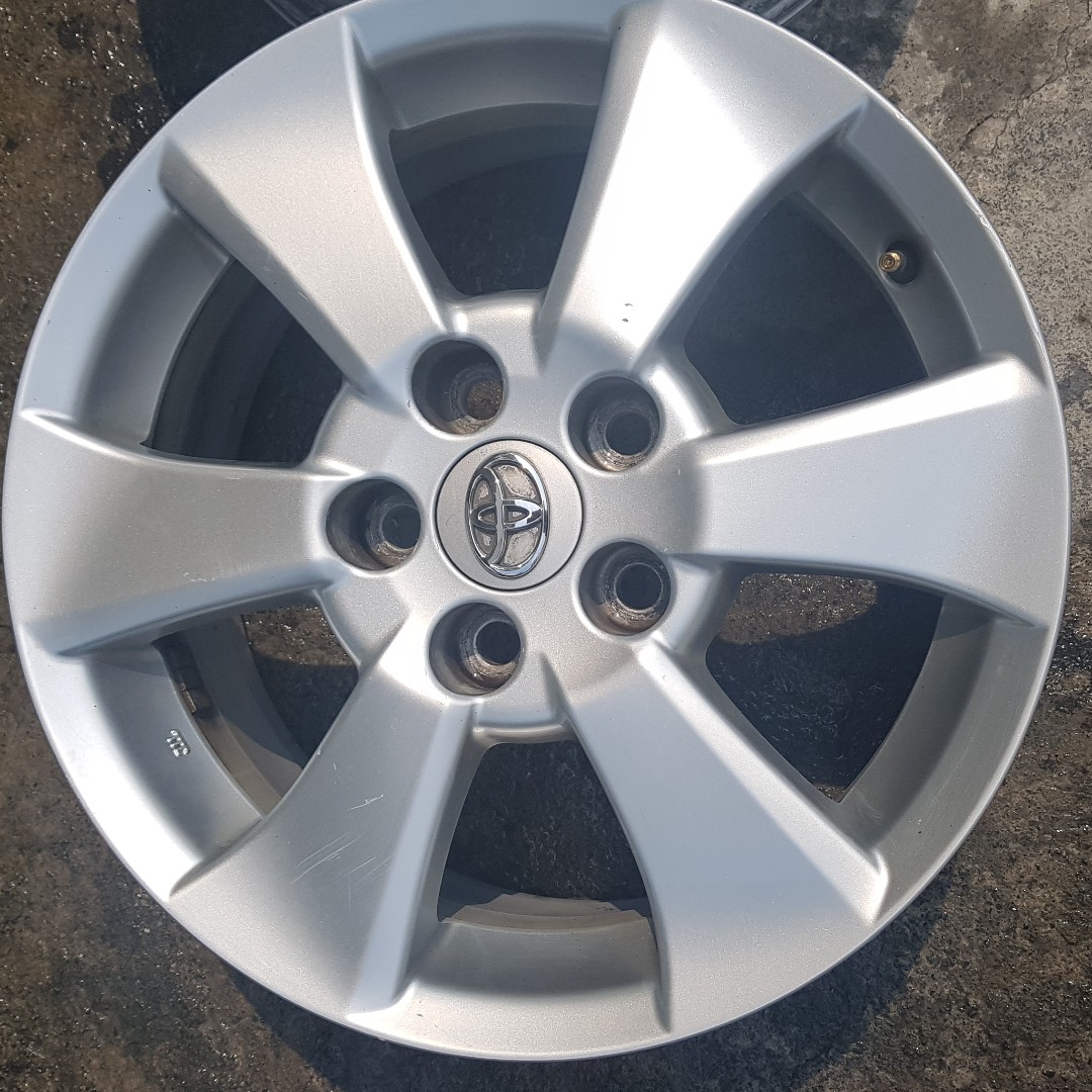Original stock 2012 Toyota Alphard 16 inch mags magwheels rims tires ...