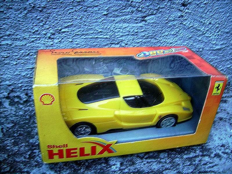 Shell Helix red Ferrari 599 GTB Fiorano, Hobbies & Toys, Toys & Games ...