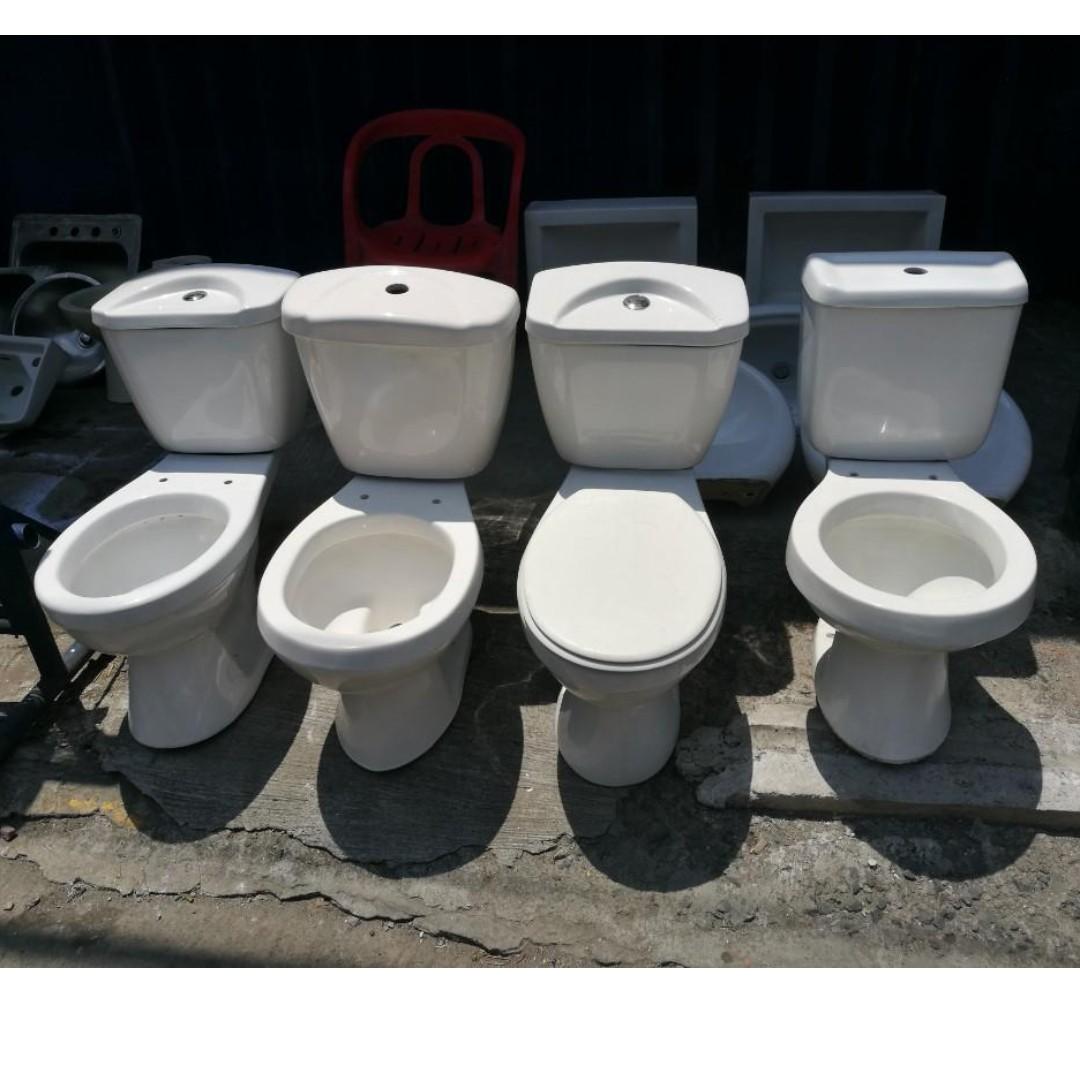 Toilet Bowl, Furniture & Home Living, Bathroom & Kitchen Fixtures on ...