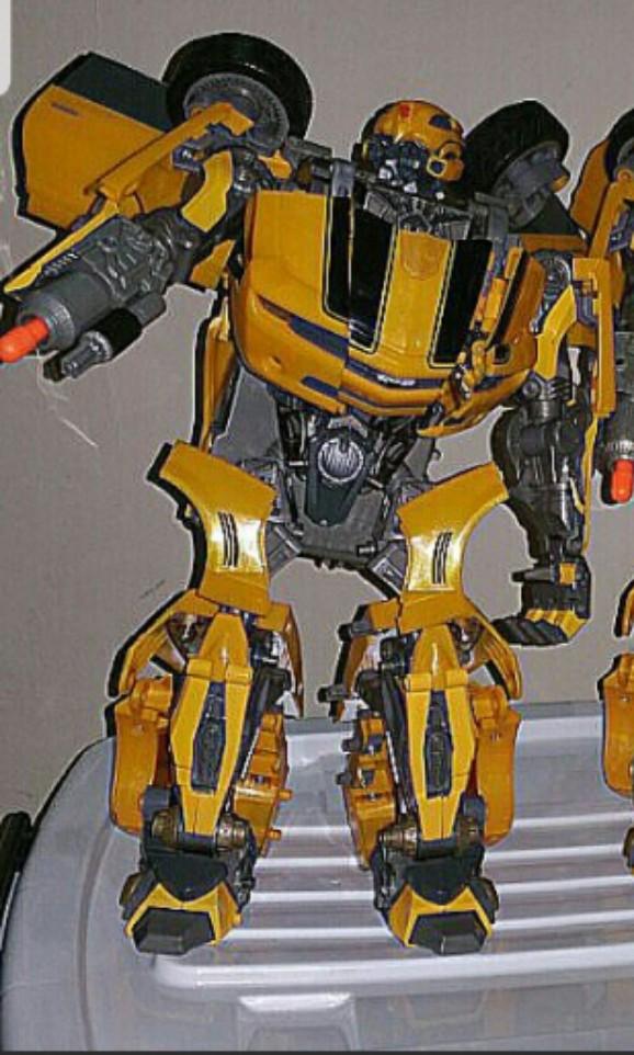 Ultimate Bumblebee, Hobbies & Toys, Toys & Games on Carousell