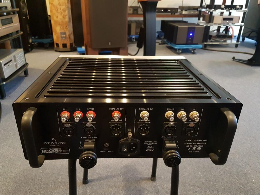 Jeff Rowland continuum S2 int amp, Audio, Other Audio Equipment on ...