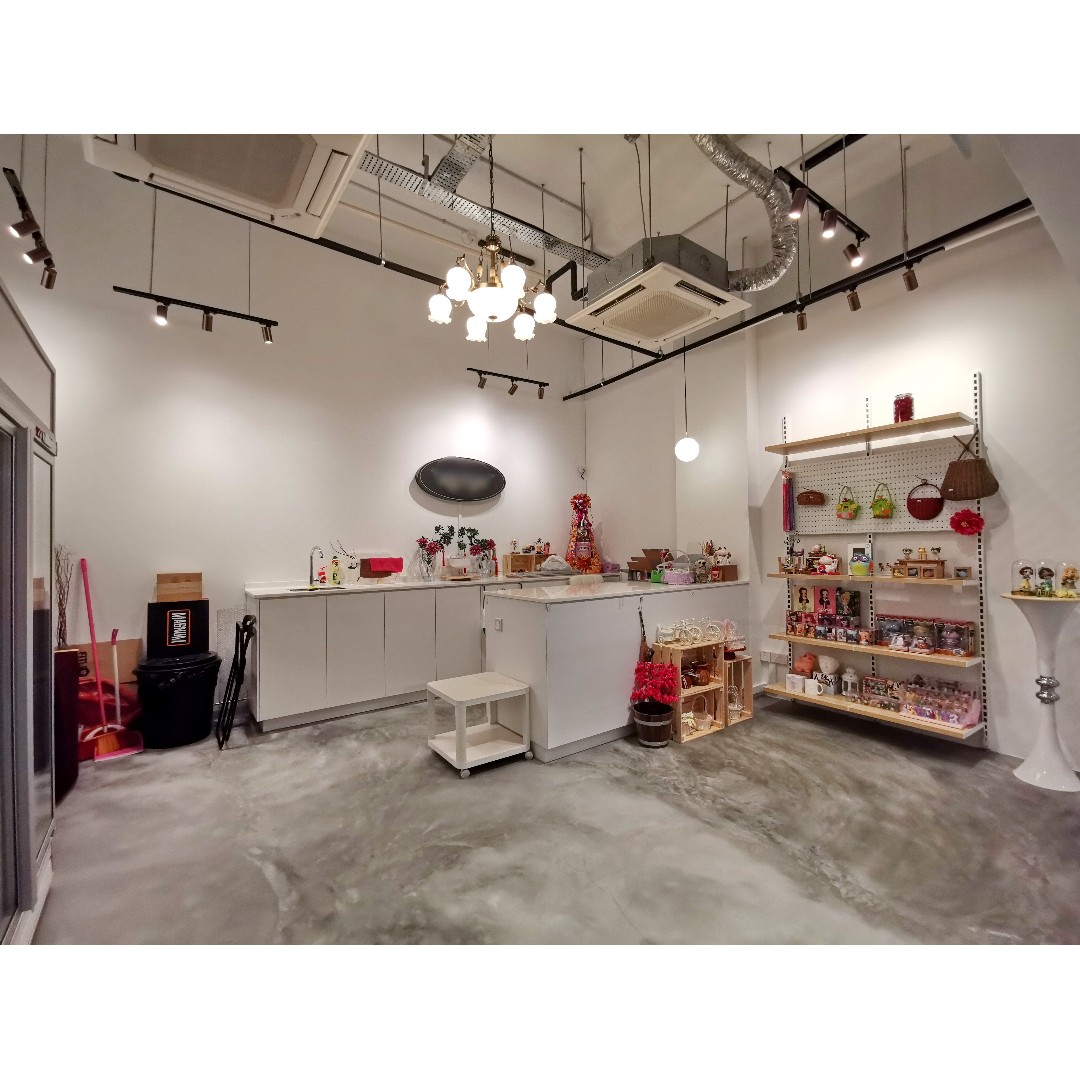 Renovated Retail shop in Newest mall for takeover!, Property, Rentals ...