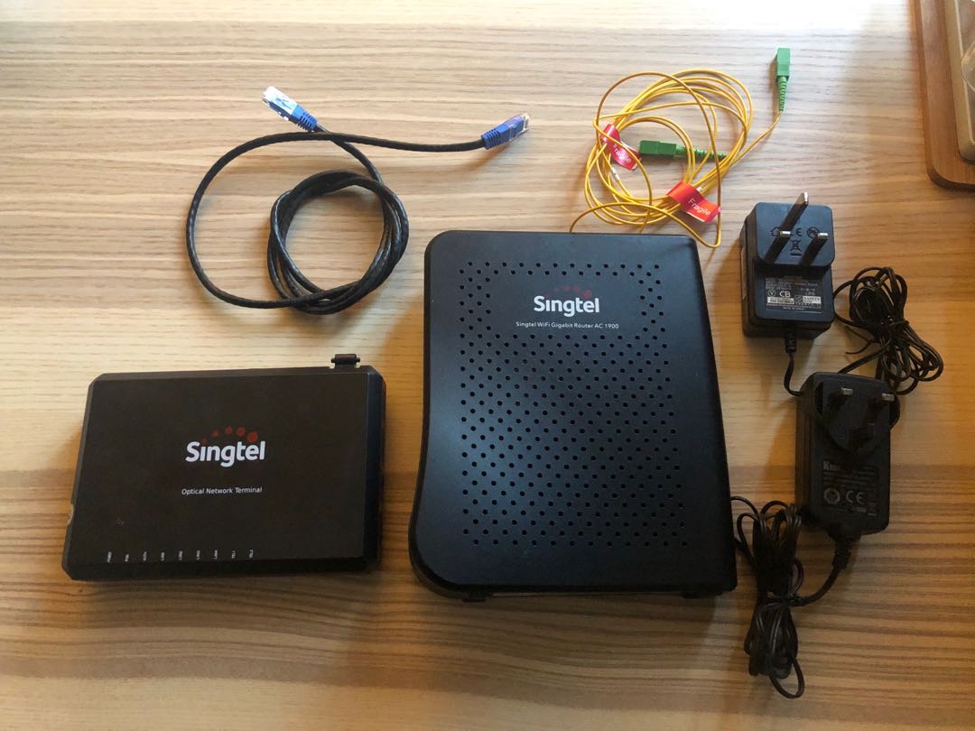 Singtel Optical Network Terminal / Singtel WiFi Gigabit Router ...