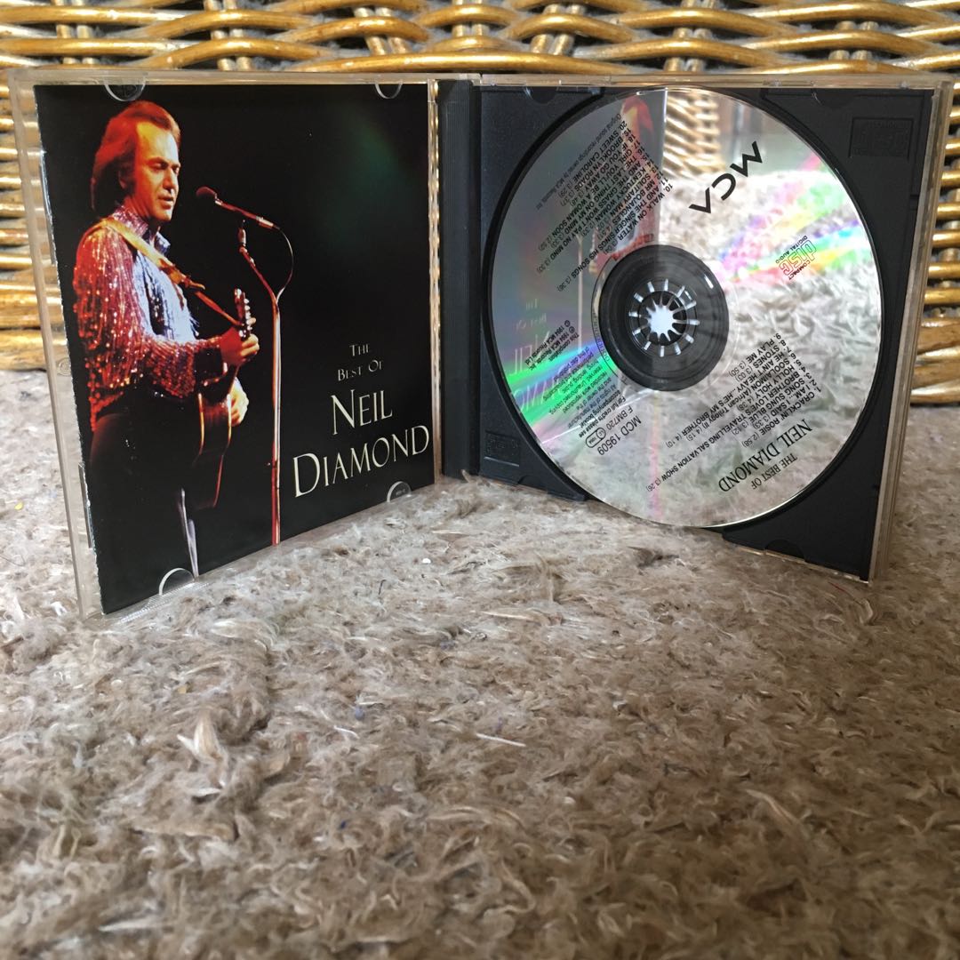 CD NEIL DIAMOND, Hobbies & Toys, Music & Media, CDs & DVDs on Carousell