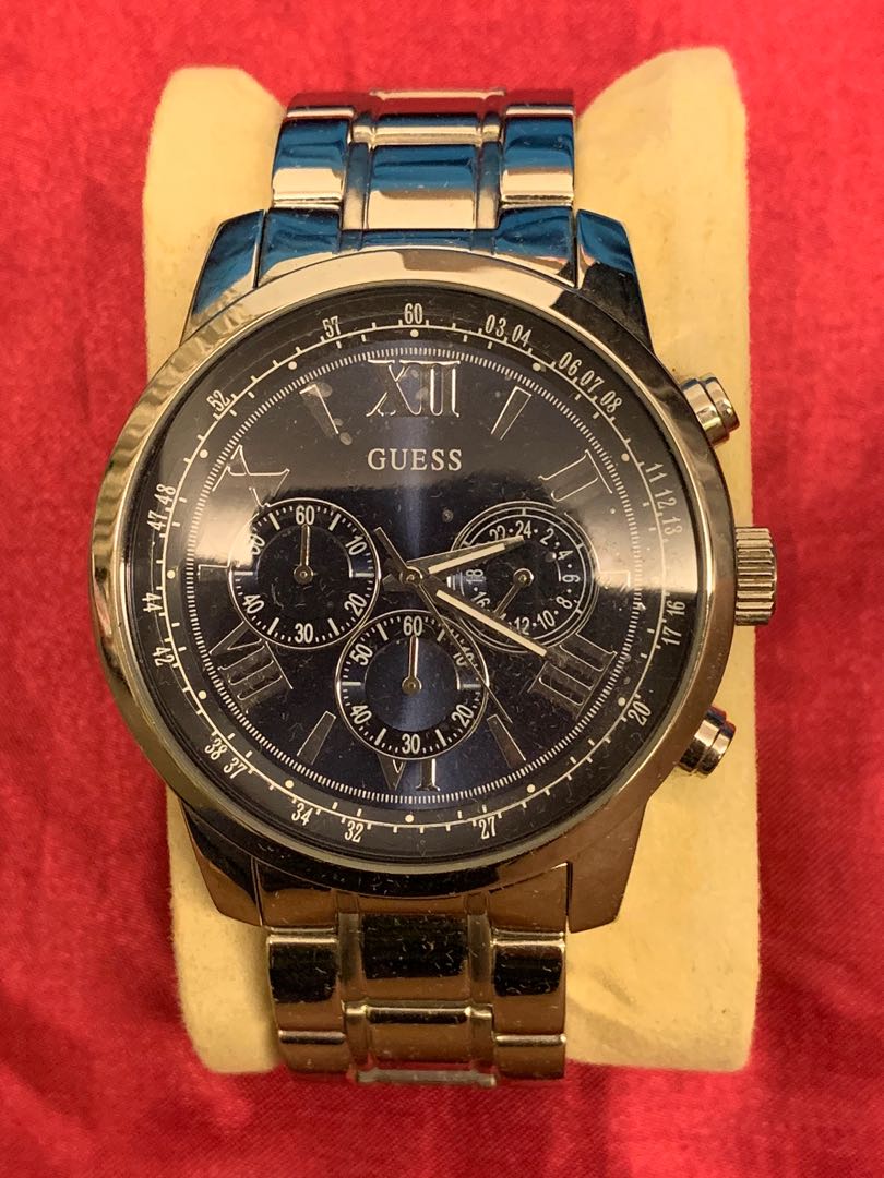 Guess watch, Men's Fashion, Watches & Accessories, Watches on Carousell