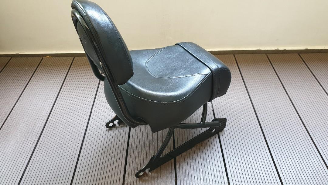 Harley rack and pillion seat, Motorcycles, Motorcycle Accessories on ...