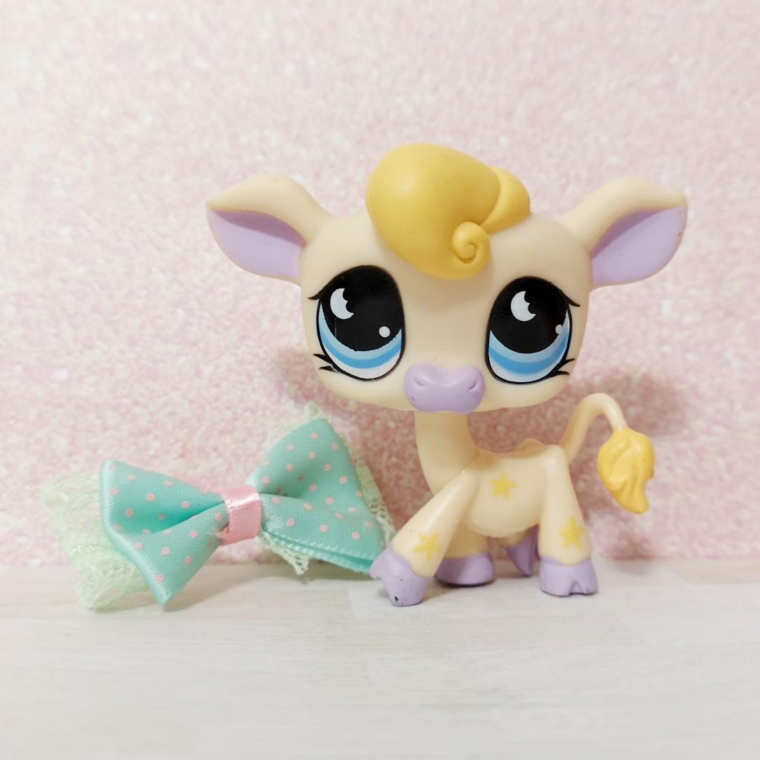 Littlest Pet Shop lps pastel yellow and purple cow with ribbon, Hobbies ...