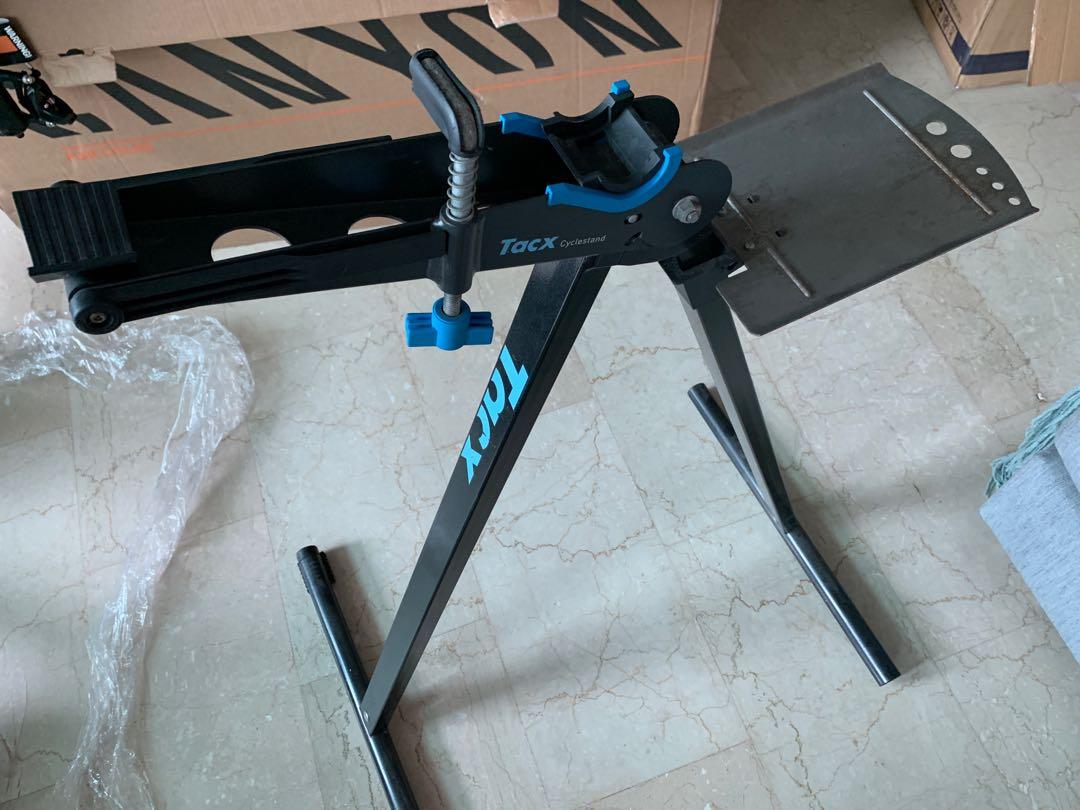 TACX bicycle repair stand, Sports Equipment, Bicycles & Parts, Parts ...
