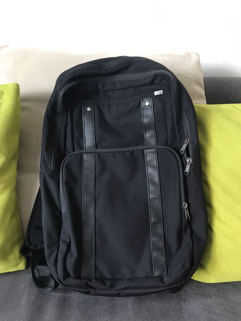 Timberland laptop backpack, Men's Fashion, Bags, Backpacks on Carousell