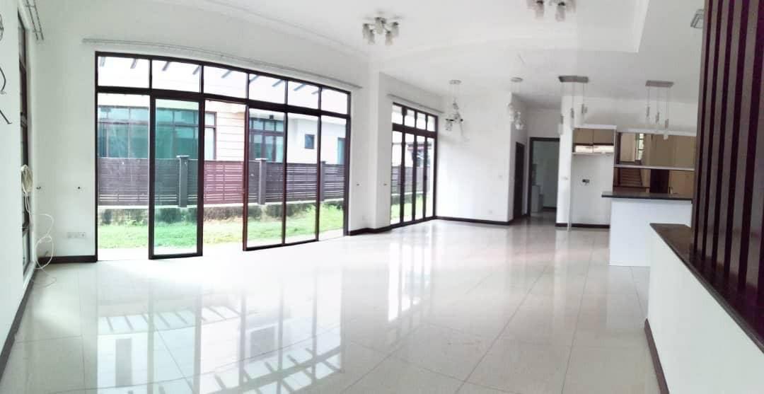 USJ 17 Semi D 2.5 Storey, Property, For Sale on Carousell