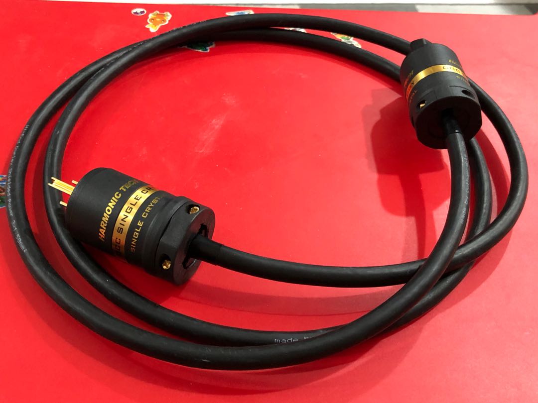 Gotham 86215 2meters power cord with Harmonic Tech Gold plugs ...