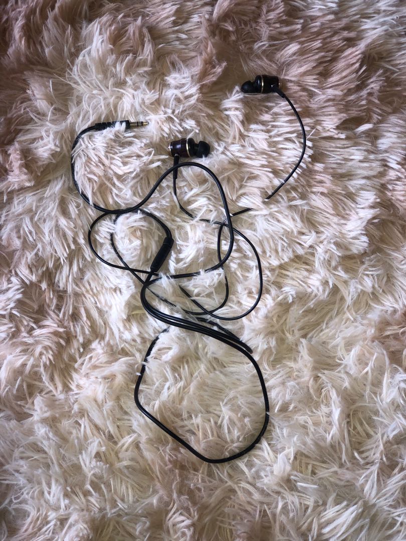 JVC HA-FX650 IEM wired ear buds, Audio, Earphones on Carousell