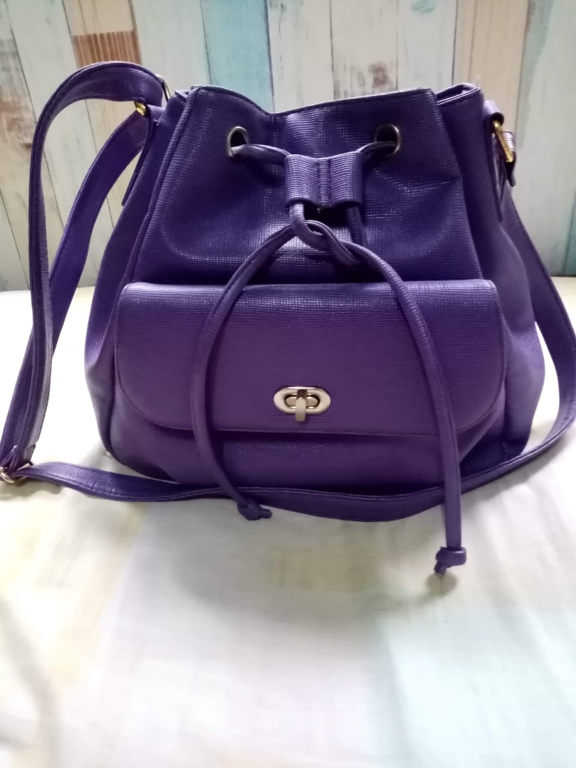 Local Bucket Bag, Women's Fashion, Bags & Wallets, Cross-body Bags on ...