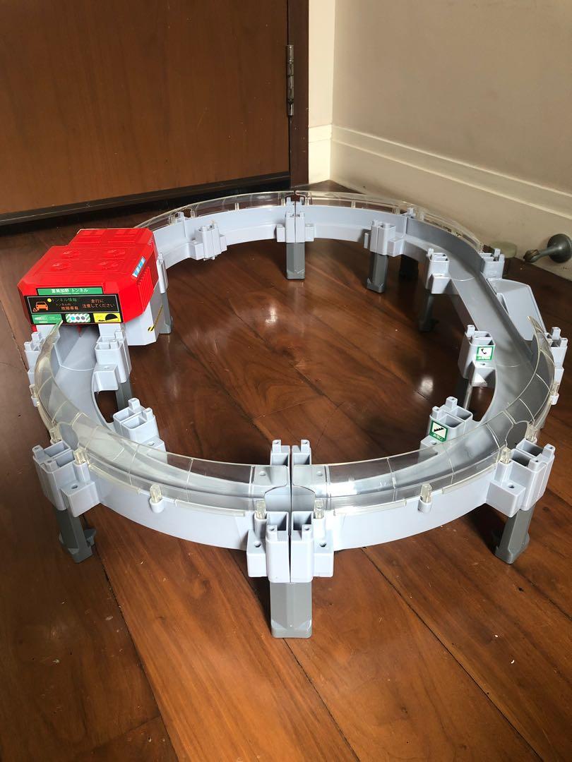 Tomica toll road set, Hobbies & Toys, Toys & Games on Carousell