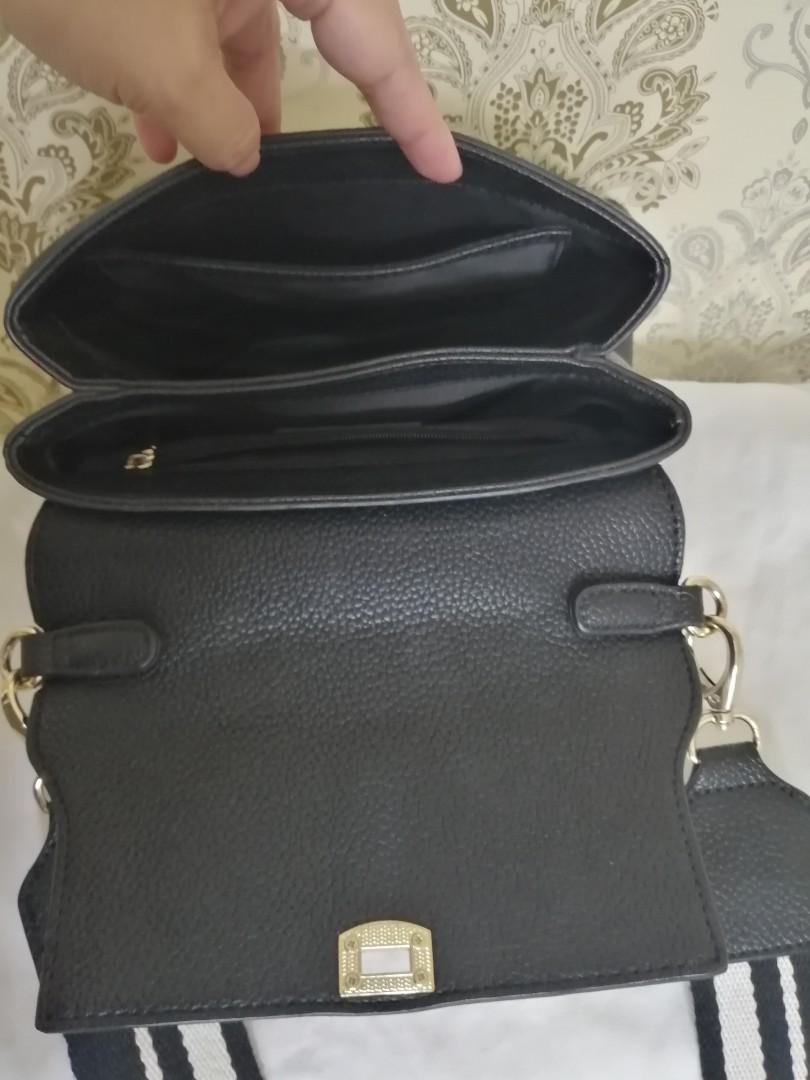 Exull sling small bag, Women's Fashion, Bags & Wallets, Cross-body Bags ...