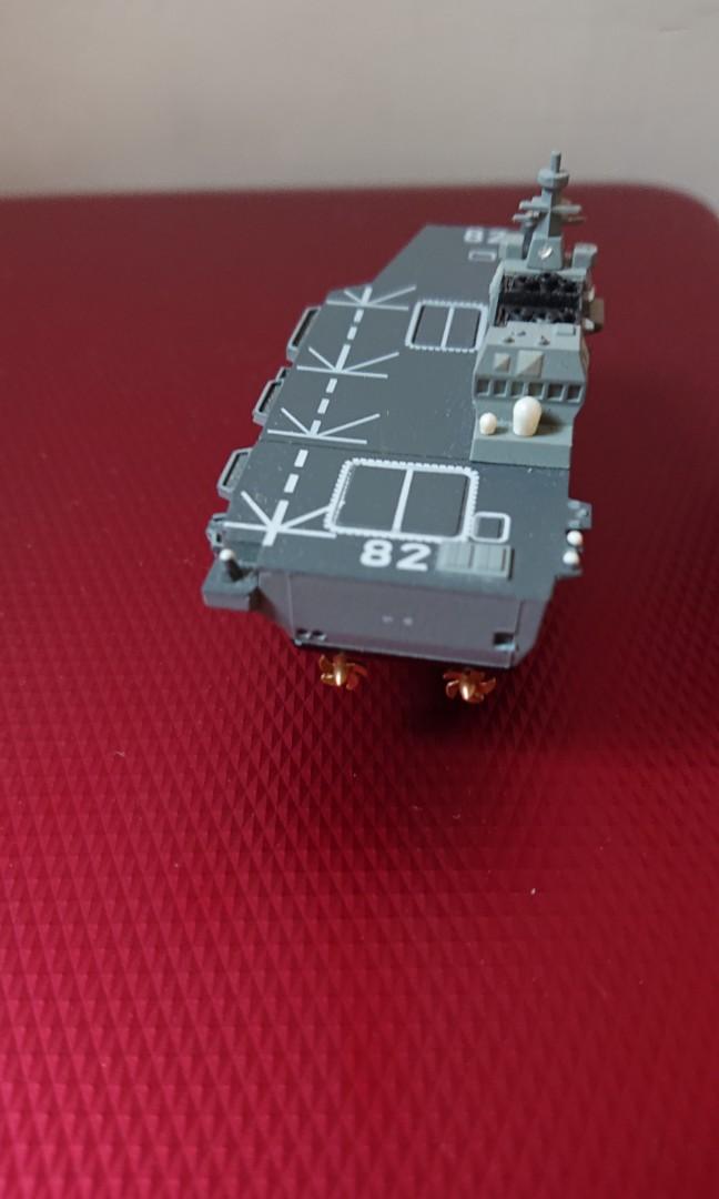 F toys chibi scale 日本 伊勢號 護衛艦 DDH-182, 興趣及遊戲, 玩具 & 遊戲類 - Carousell