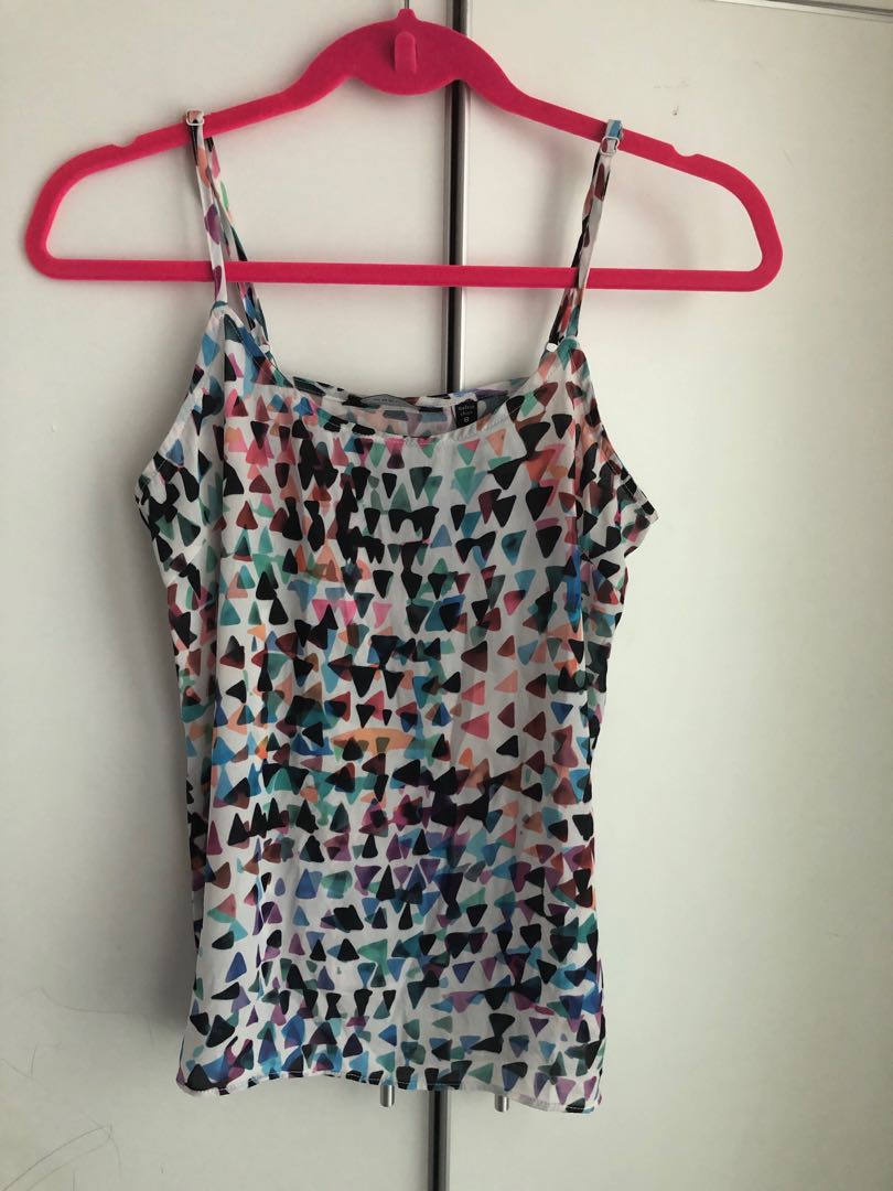 Glassons Top, Women's Fashion, Tops, Sleeveless on Carousell