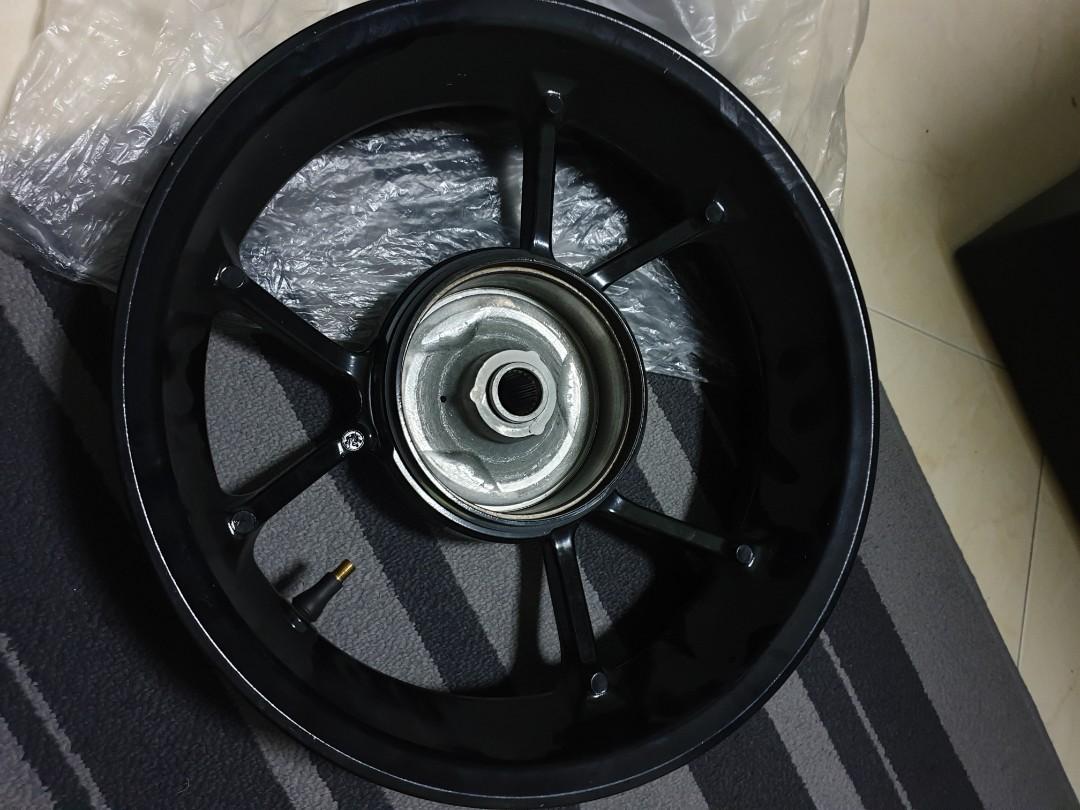 Yamaha Aerox standard rim, Motorcycles, Motorcycle Accessories on Carousell