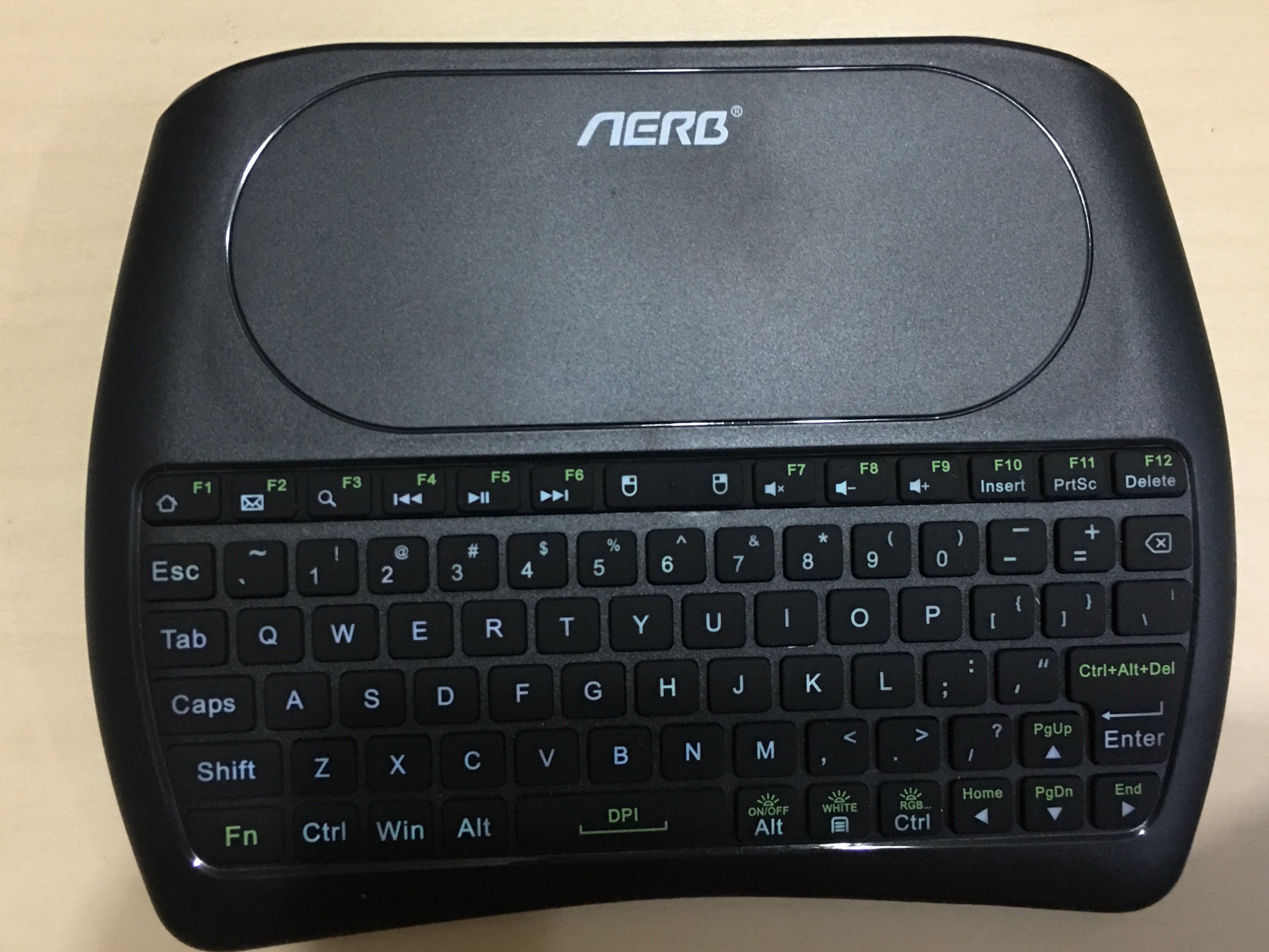 d8 mini wireless keyboard & touchpad, Computers & Tech, Parts ...