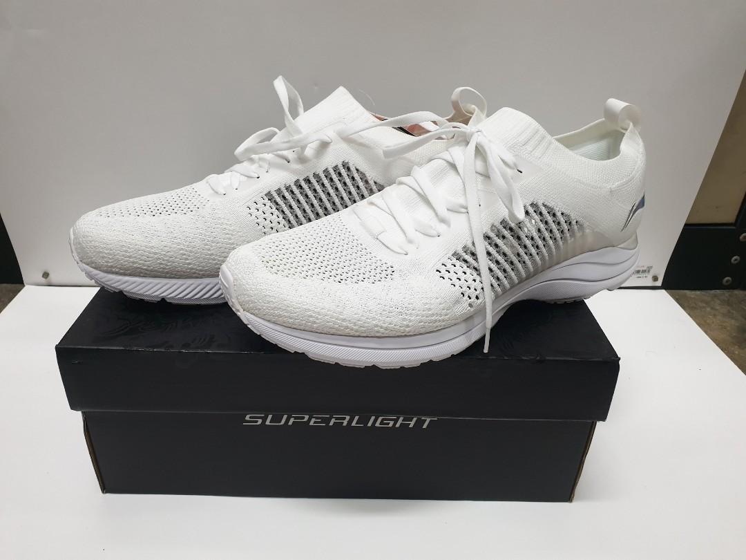 Li Ning Running Shoes, Men's Fashion, Footwear, Sneakers on Carousell