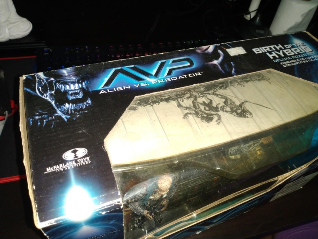 Mcfarlane AVP ALIEN VS PREDATOR DELUXE BOX SET, Hobbies & Toys ...