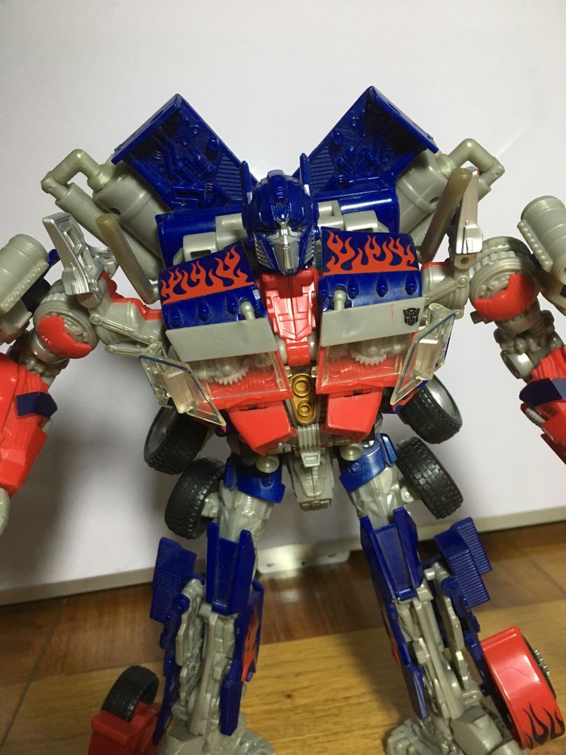 Original Optimus Prime Leader Class Action Figure (2009), Hobbies ...
