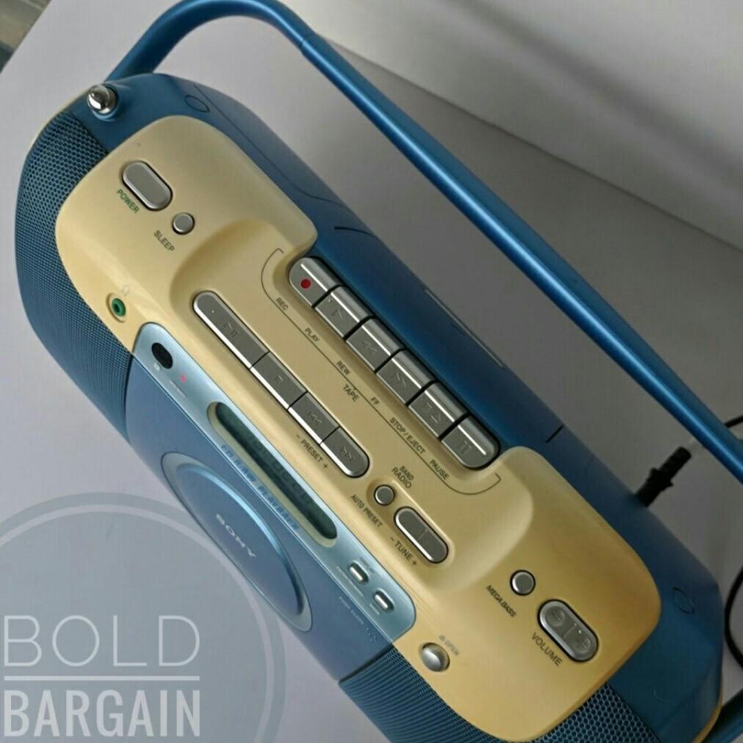 SONY CFD-E100 CD Cassette Tape Player Recorder with Digital AM FM Radio ...