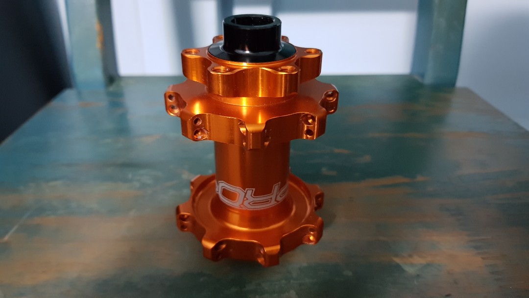 Hope Pro4 Straight Pull front hub, Sports Equipment, Bicycles & Parts ...