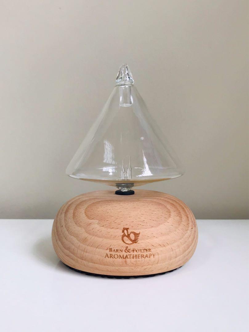 Aromatherapy Pyramid Nebuliser (Diffuser), Furniture & Home Living ...