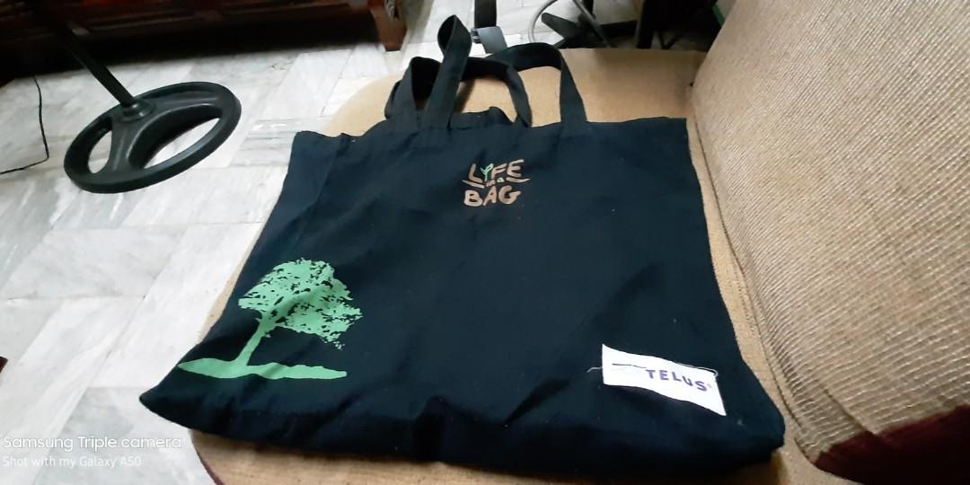TELUS ECOBAG, Women's Fashion, Bags & Wallets, Tote Bags on Carousell