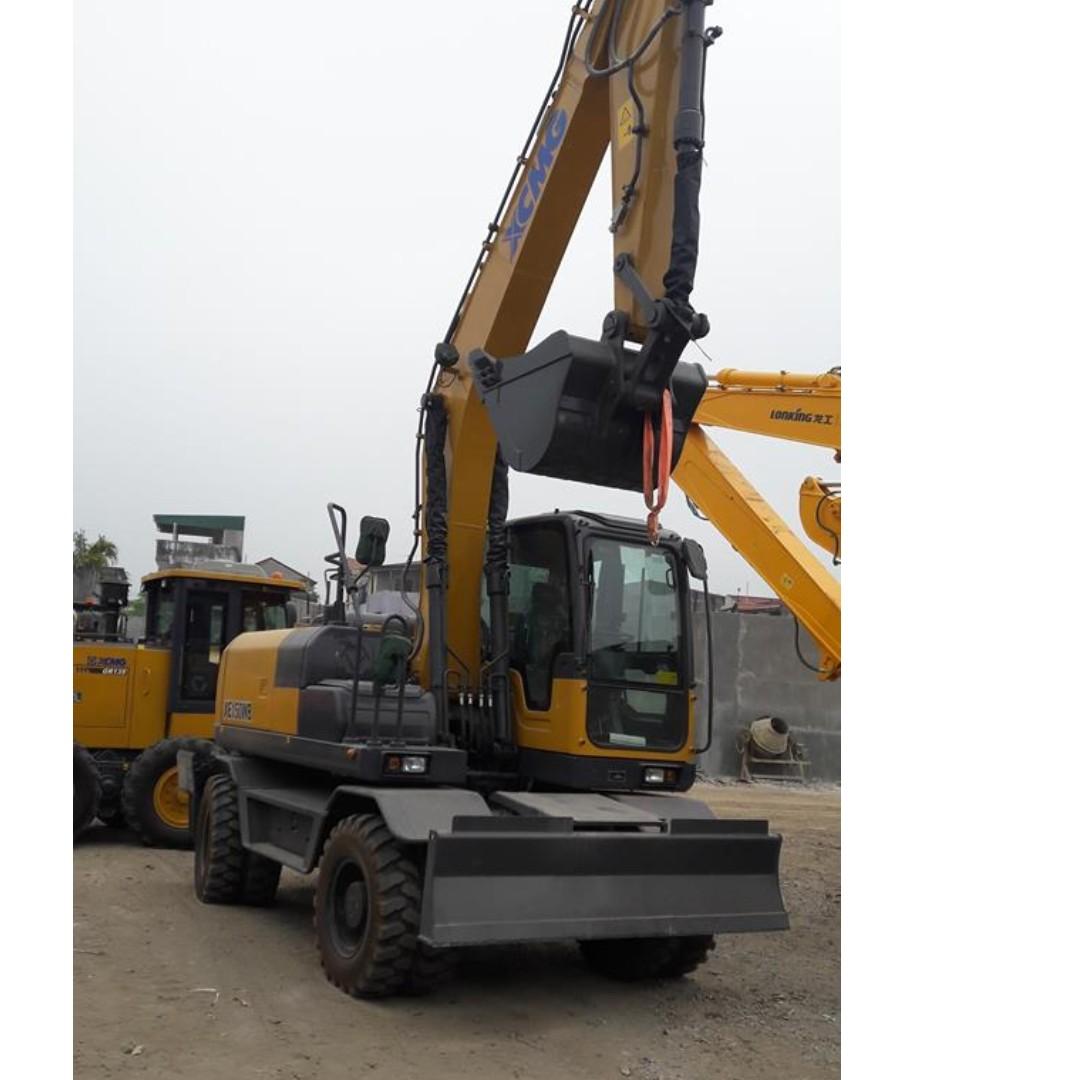 Wheel Backhoe Excavator XCMG Cummins Engine .50cubic bucket size XE150 ...