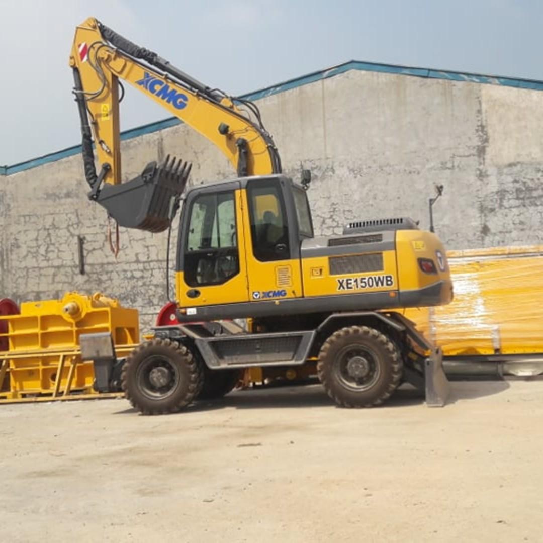Wheel Backhoe Excavator XCMG Cummins Engine .50cubic bucket size XE150 ...