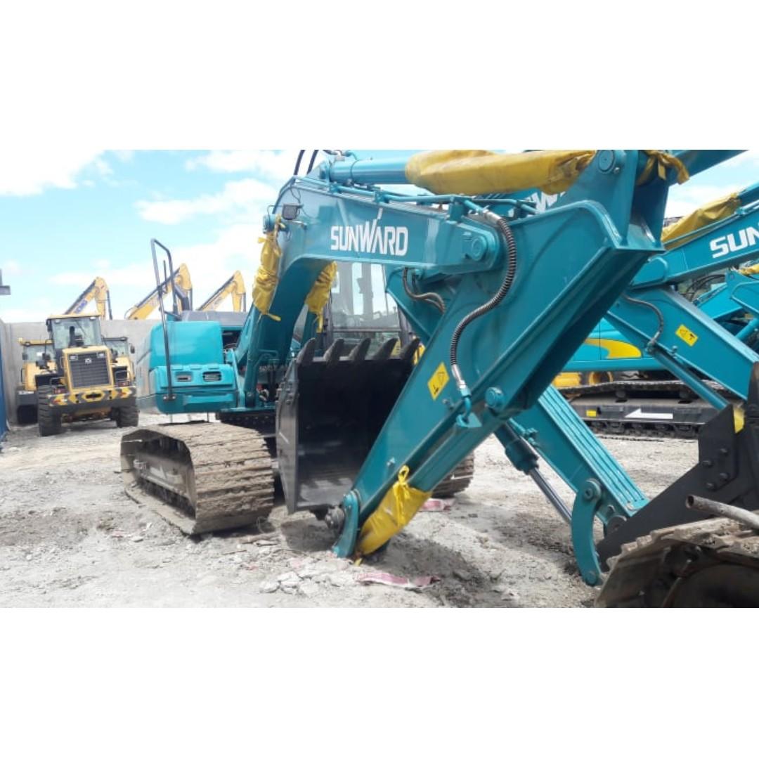 Backhoe Excavator Sunward Isuzu Engine Brand new .50cubic bucket ...