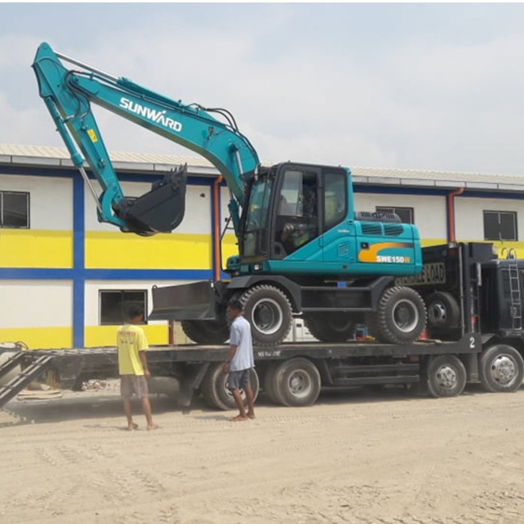 Backhoe Wheel Excavator Cummins Engine Sunward with breaker Line Brand ...