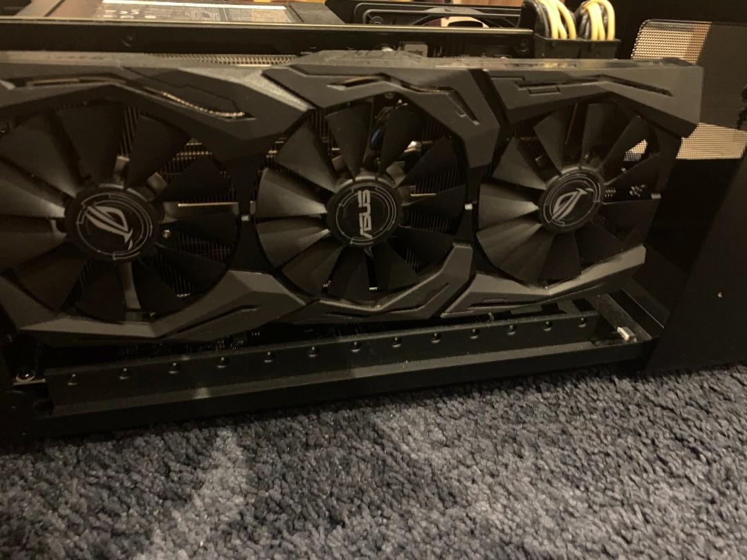 Razer Core X Chroma & Asus ROG Strix AMD Vega 64, Computers & Tech ...