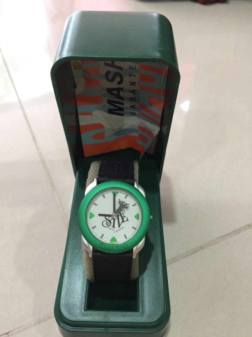 Smash watch, Everything Else on Carousell